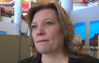 Donia Jessop Is Hildale, Utah's First Woman Mayor & Civil Workers ...