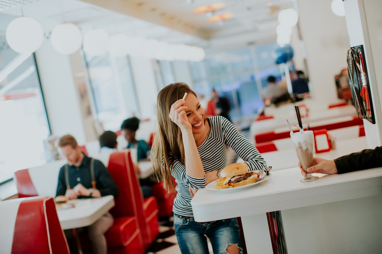 6 Tips For Eating Out Alone, Because There's Nothing Embarrassing About It