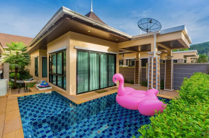 6 Tropical Vacation Rentals On Airbnb For Some Much-Needed Vitamin Sea