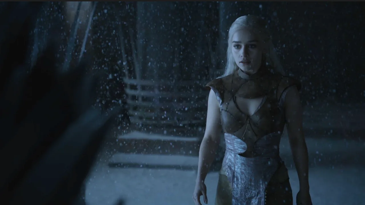 9 Clues Daenerys Will Die In ‘Game Of Thrones’ Season 8 Hint That Her ...