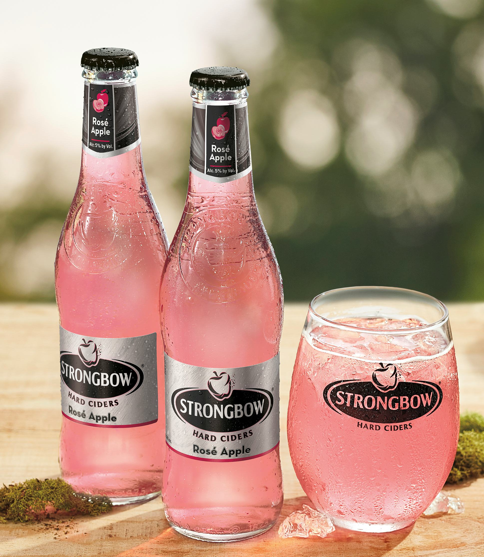 6 Rosé Drinks Available This Spring That Are Pink & Boozy