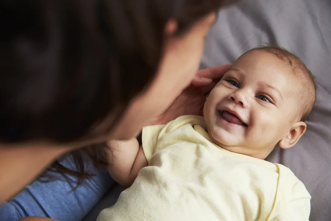 8 Ways Your Baby Is Trying To Say You're Their Favorite