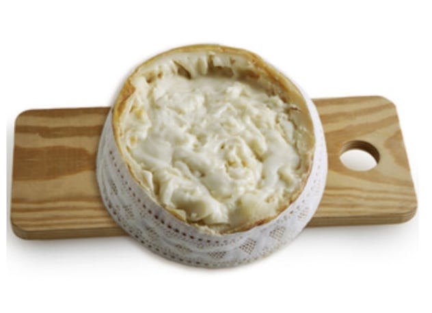 16 Unique Cheeses To Try On National Cheese Day 2018 So You Can ...