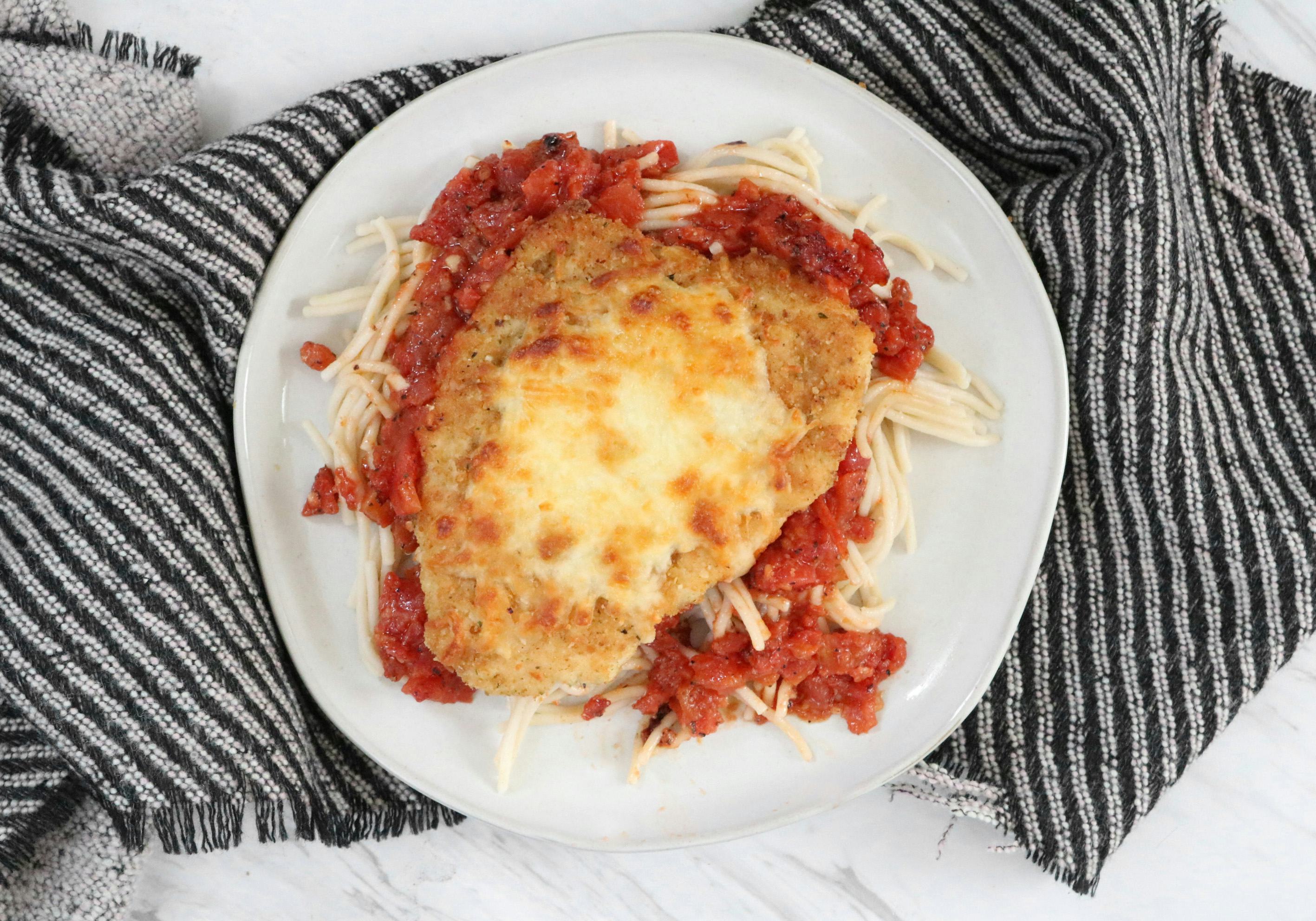 This Chicken Parmesan Recipe For One Person Will Make You Feel Like A ...