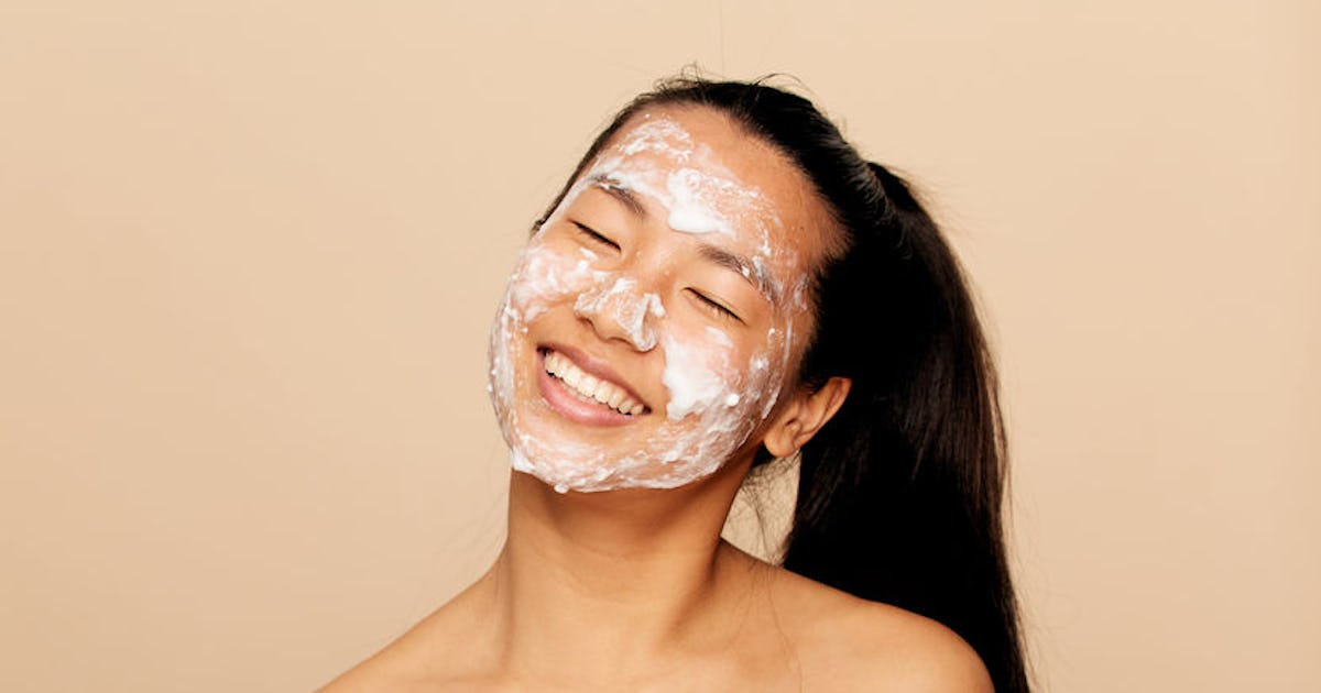 5 Signs You Have Adult Acne And Didnt Realise It