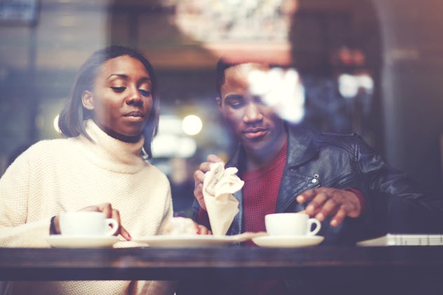 23 Daters On How Long They’ll Wait If Their First Date Is Running Late