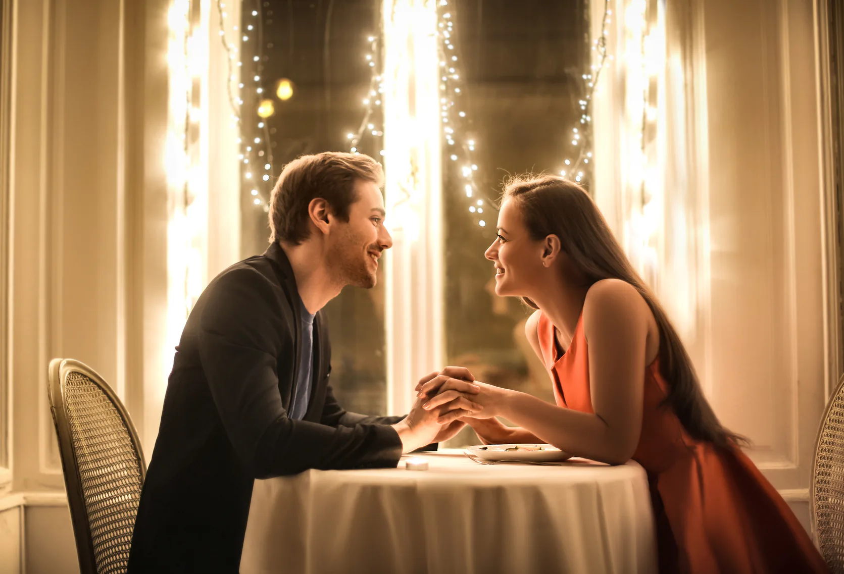 7 Ways Having A Toxic Mom Causes Problems In Your Romantic Relationships