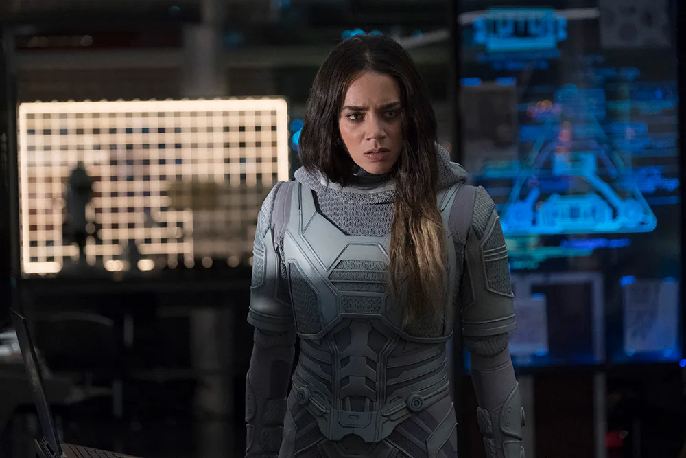 The 'Ant-Man And The Wasp' Villain Is Female & It's A Very Cool Switch ...