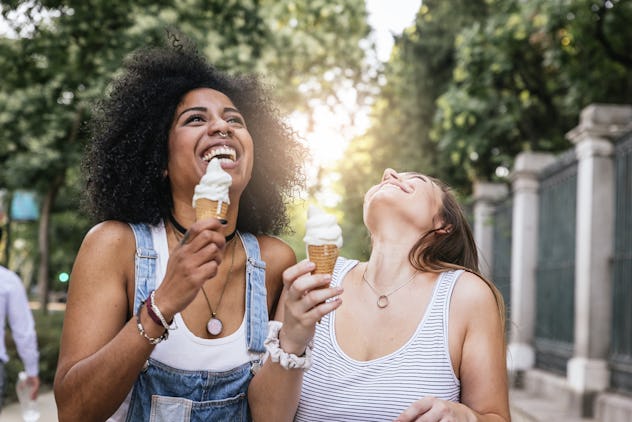 11 Summer First-Date Ideas That Are More Fun Than Just Grabbing A Drink