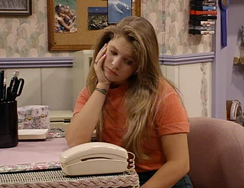 This 'Full House' Episode Is So '90s It Hurts
