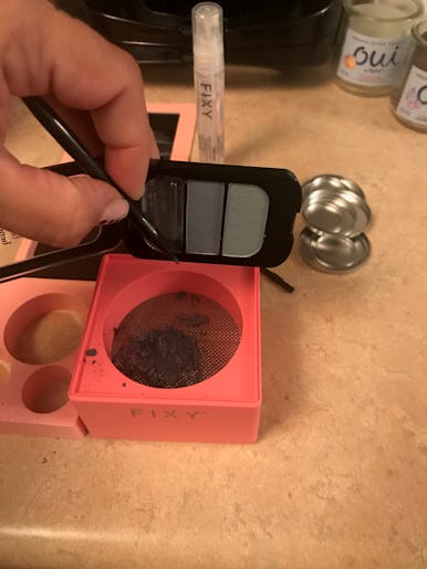 How Do You Fix Broken Eyeshadow? The Fixy Makeup Repair Kit Makes ...