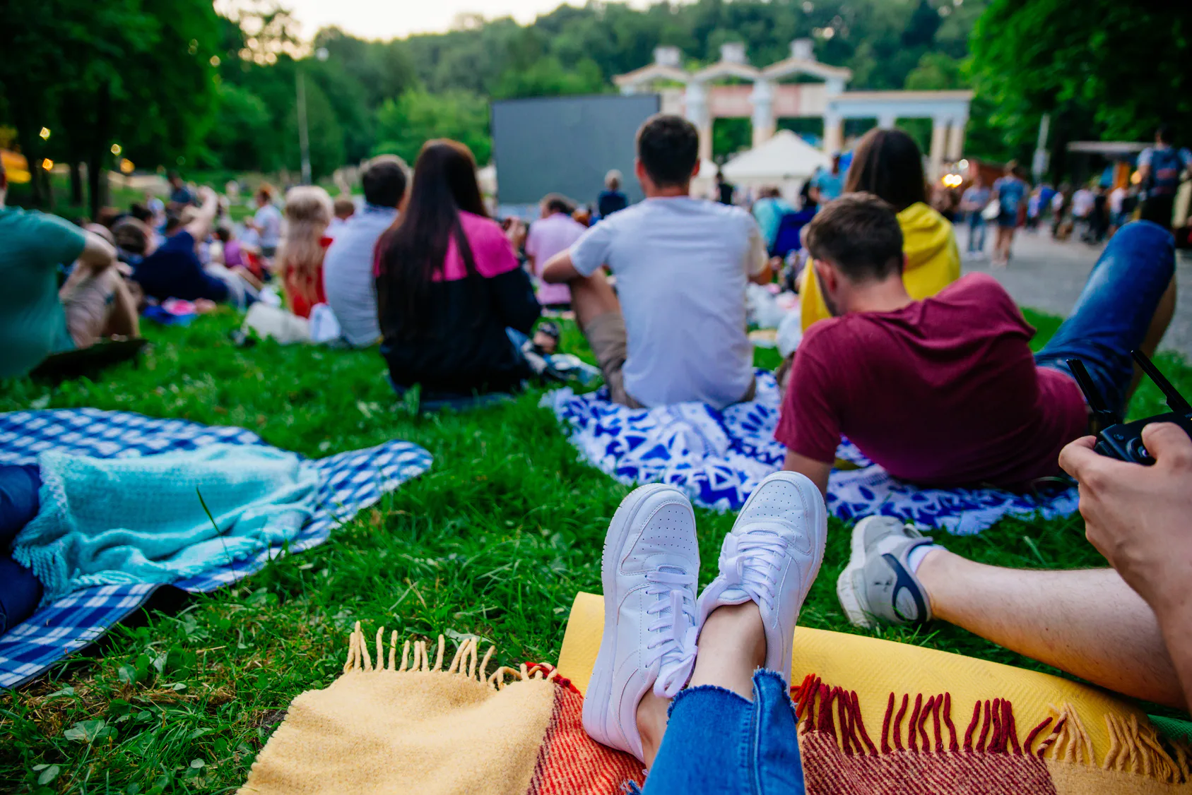 11 Fun Old-Fashioned Social Activities We Should Bring Back