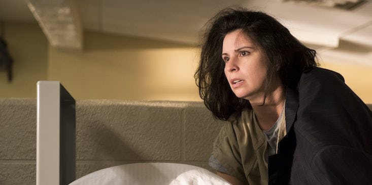 Linda Is The 'OITNB' Season 6 Villain & That's Exactly How Beth Dover ...