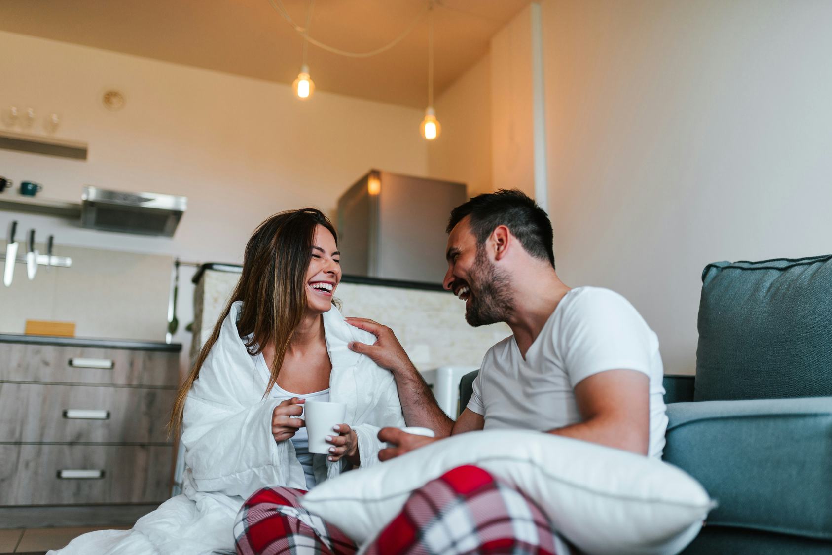 If You Have These 7 Weird Relationship Habits, You’re With The Right Person