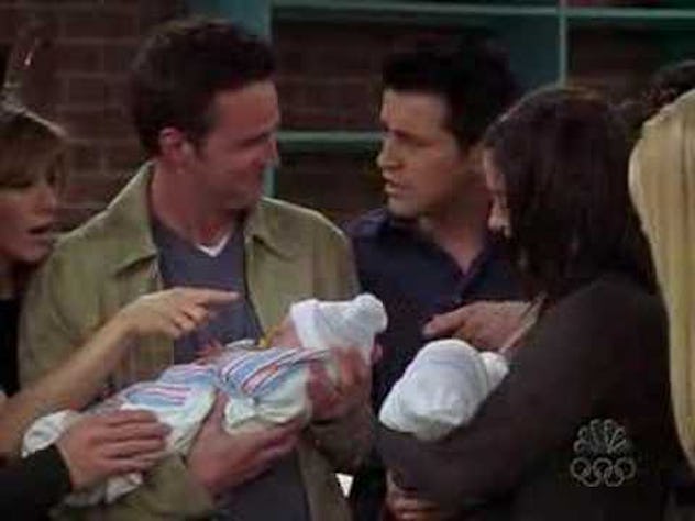 11 'Friends' Series Finale Moments That Still Hold Up 14 Years Later