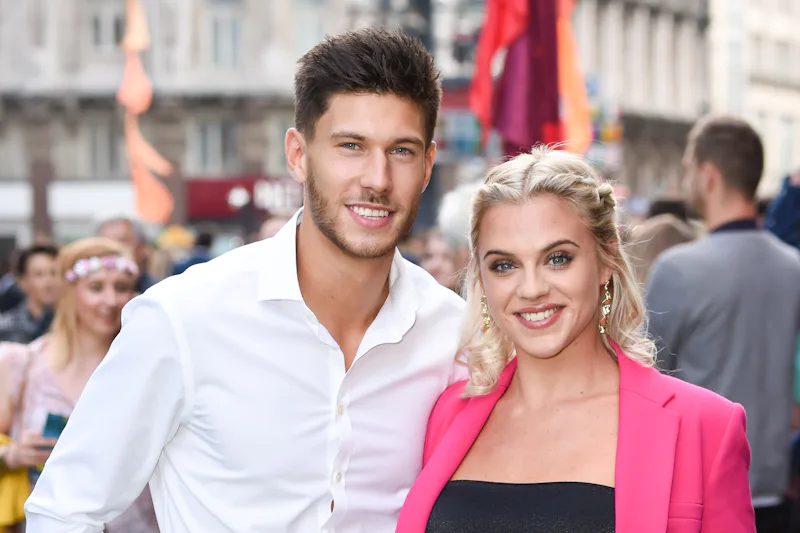 Are Laura & Jack Still Together? The 'Love Islanders' Are Reportedly On ...