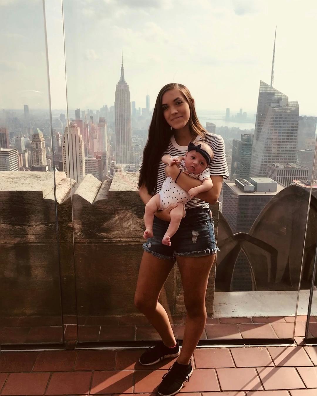 'Unexpected' Star Chloe's Instagram Shows She's Just A Regular Teenager