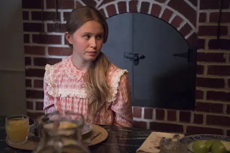 The 'Sharp Objects' Costume Designer On Hiding Camille's Scars & How To ...