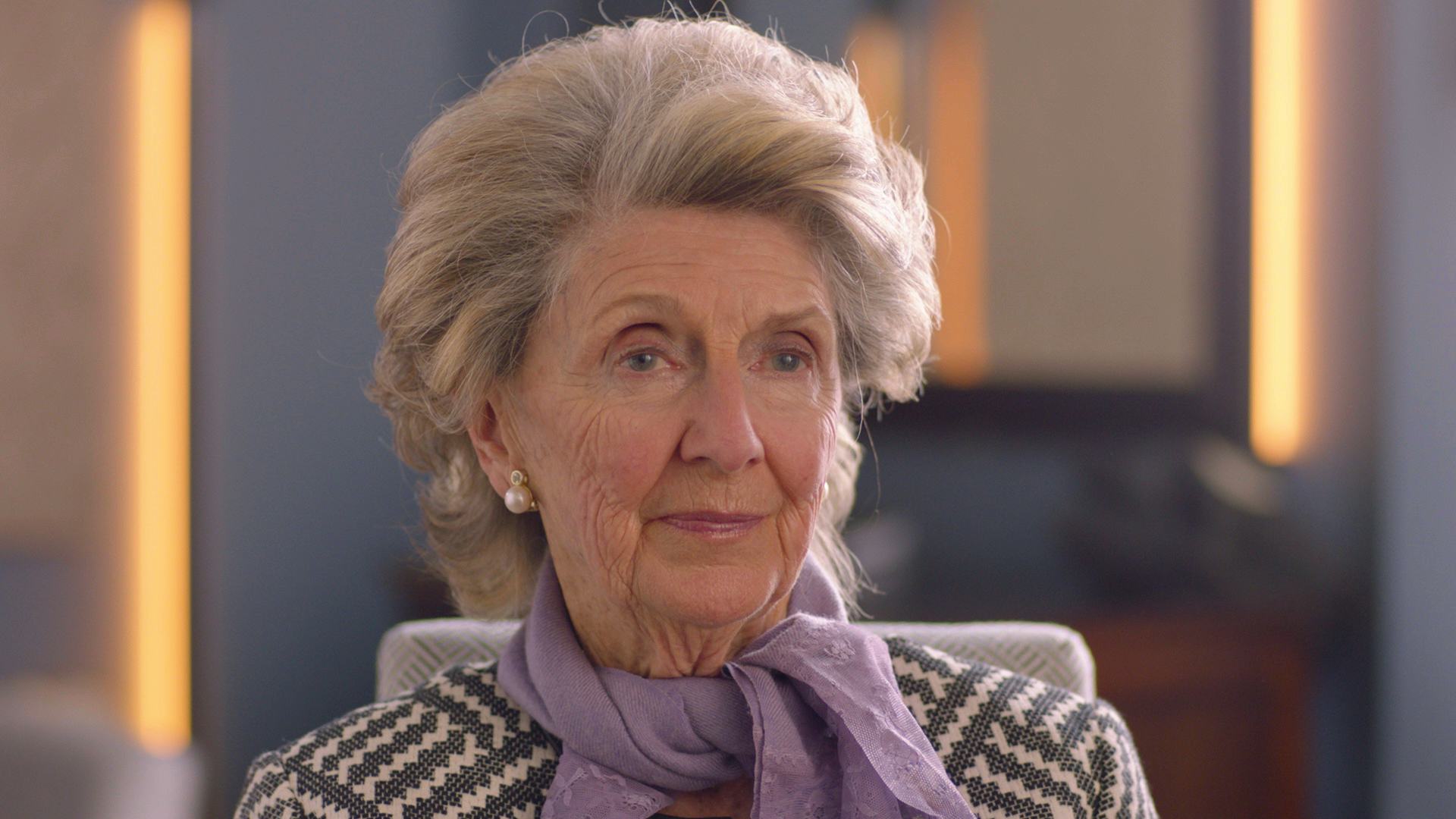 Who Are The Royal Experts Featured In 'The Story Of The Royals'? Here's ...