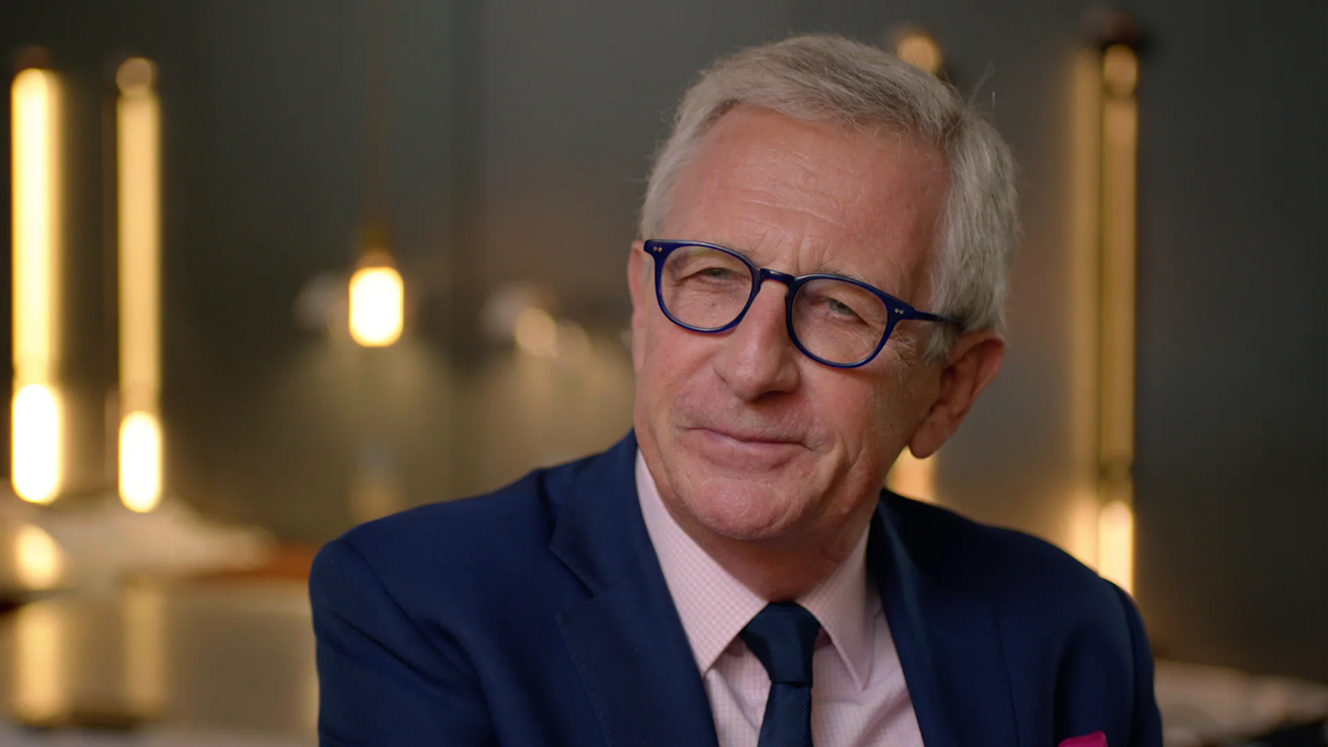 Who Are The Royal Experts Featured In 'The Story Of The Royals'? Here's ...