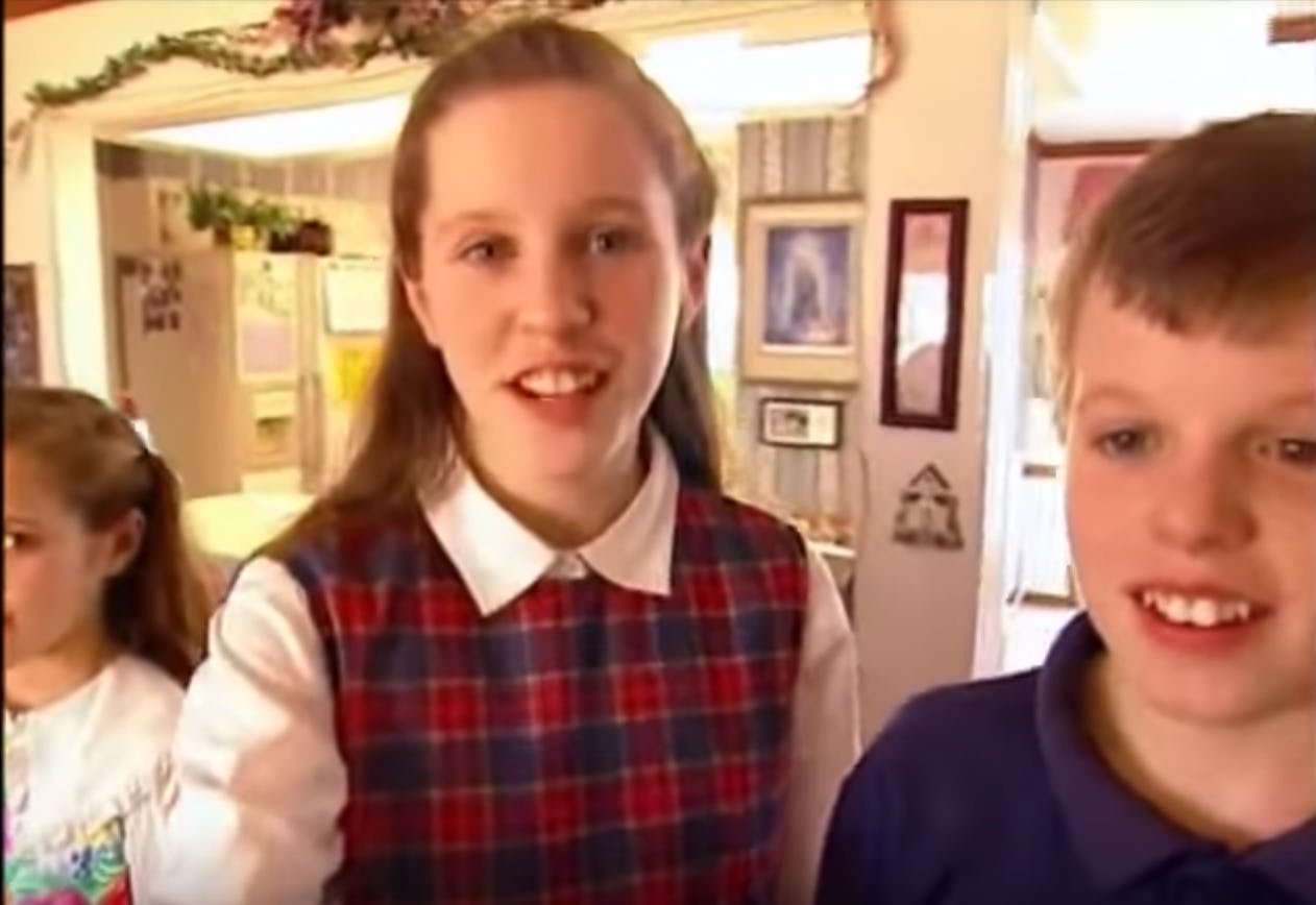 Jill Duggar Then & Now Photos Show A Big Transformation