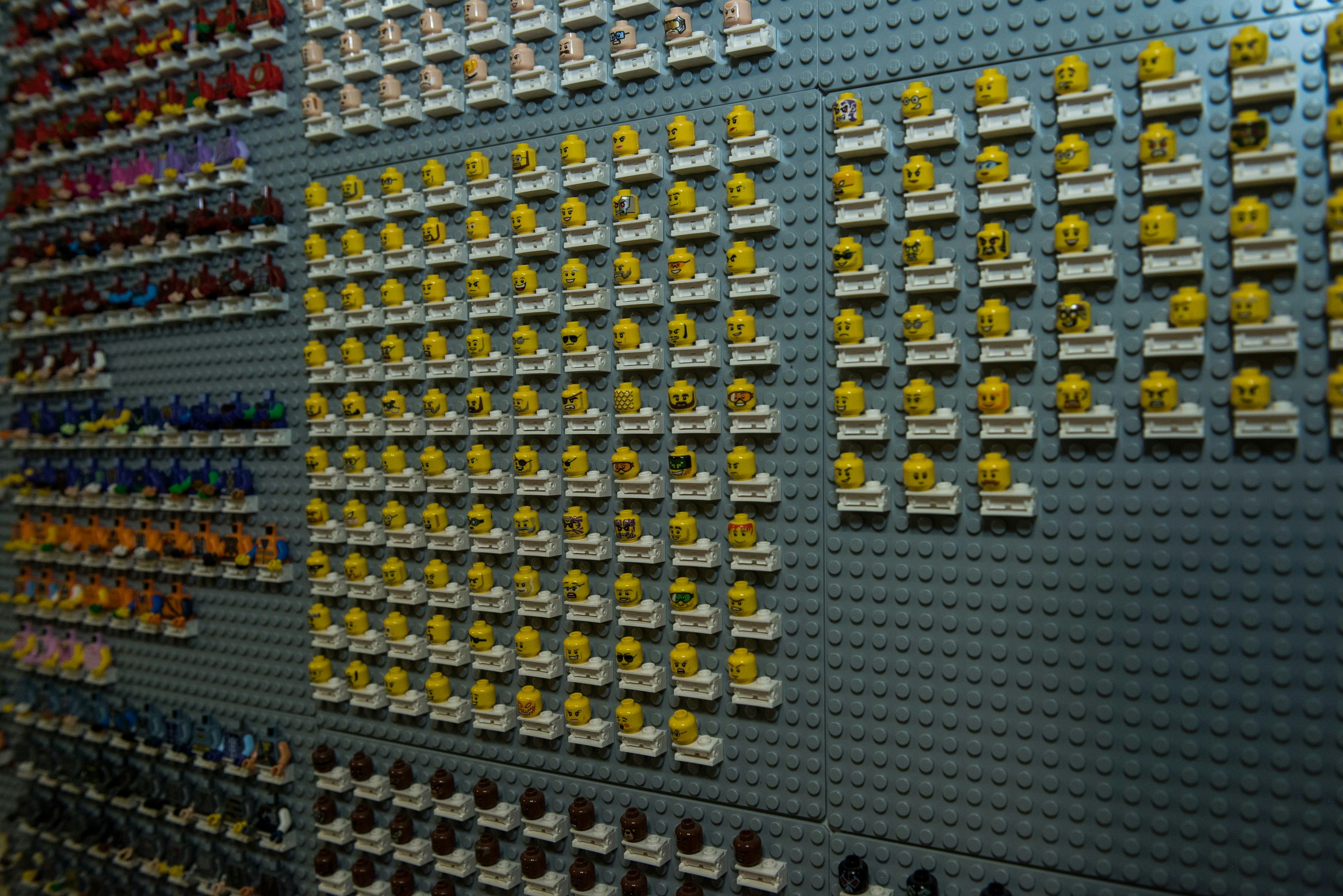 The Lego Minifigure Turns 40 This Year, & Here's How Much They've ...