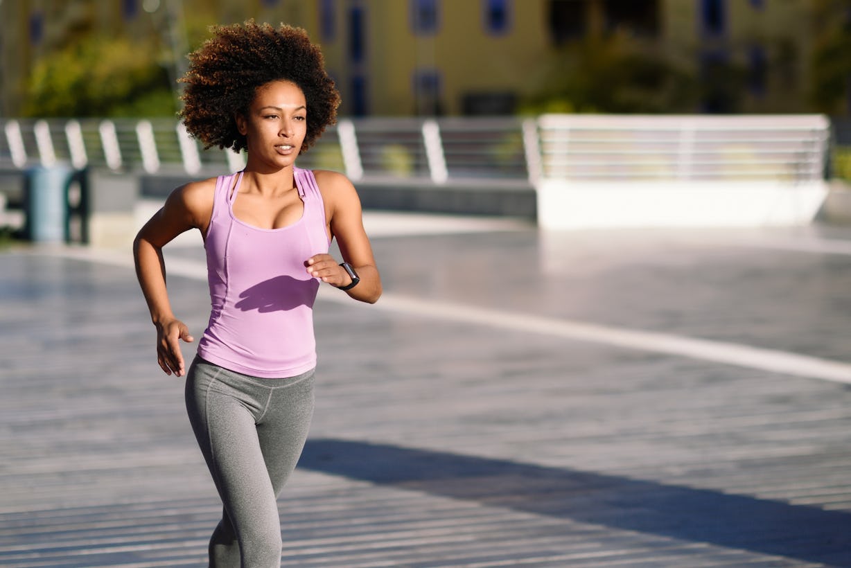 How Running Affects Your Body Differently Than Walking Does