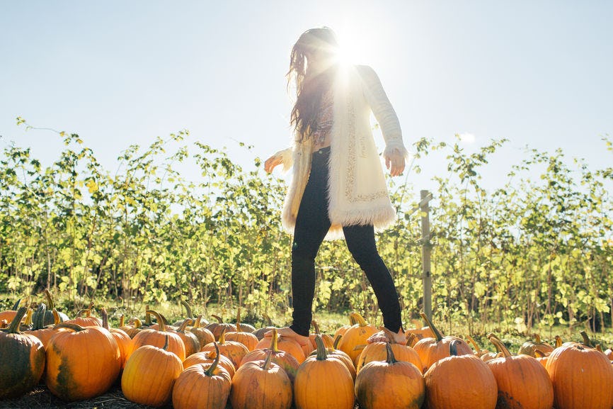 These 3 Zodiac Signs Thrive In The Fall Because Pumpkin Spice Is Everything