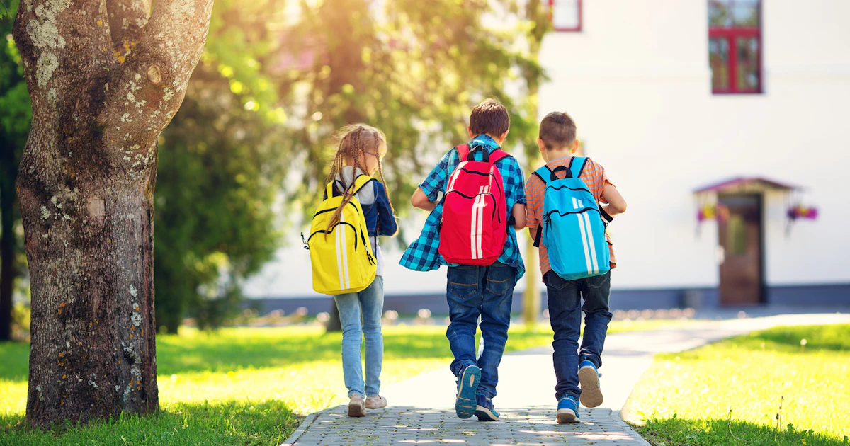 7 Benefits Of Holding Your Child Back According To Science 7-benefits-of-holding-your-child-back-according-to-science