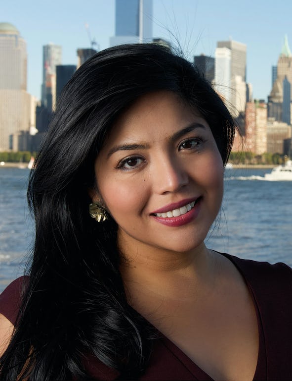 Julissa Arce Wants Latinx Immigrant Children To See Themselves ...