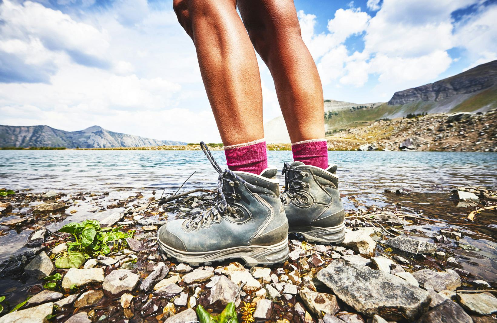 The 4 Best Wool Socks For Summer