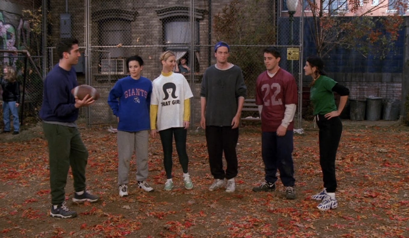 12 'Friends' Episodes That Will Get You Ready For Fall — And No, They ...