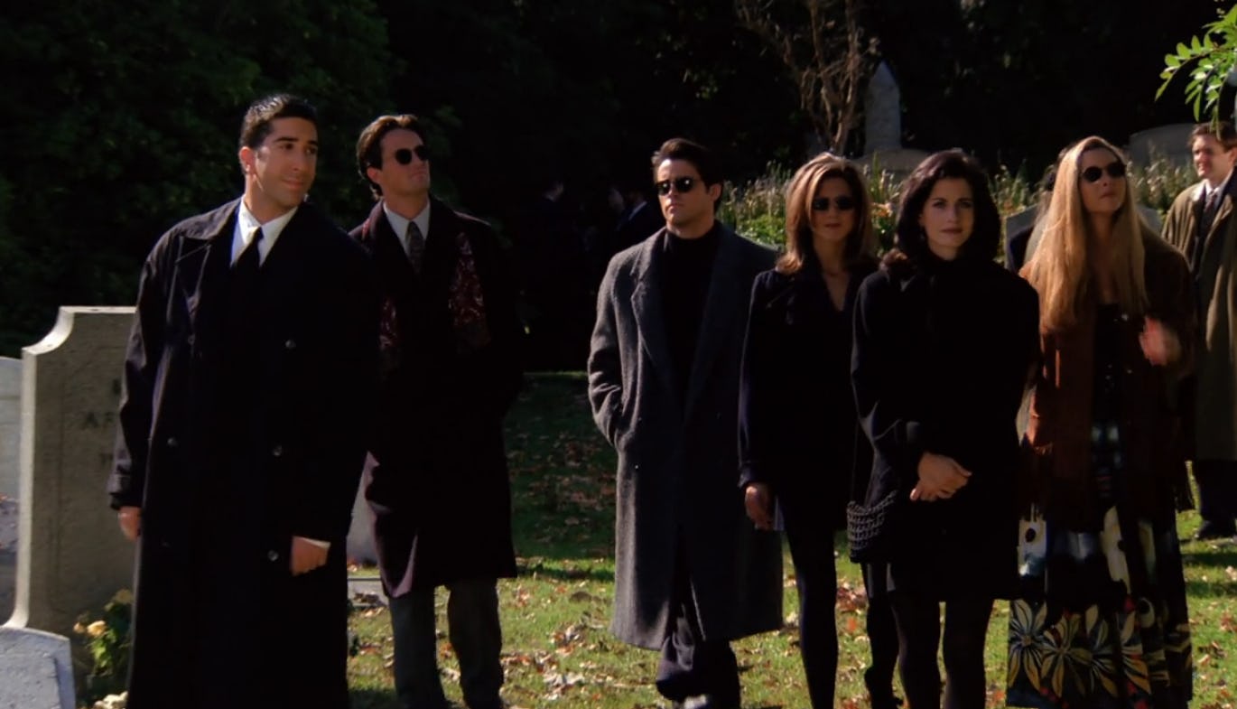 12 'Friends' Episodes That Will Get You Ready For Fall — And No, They ...