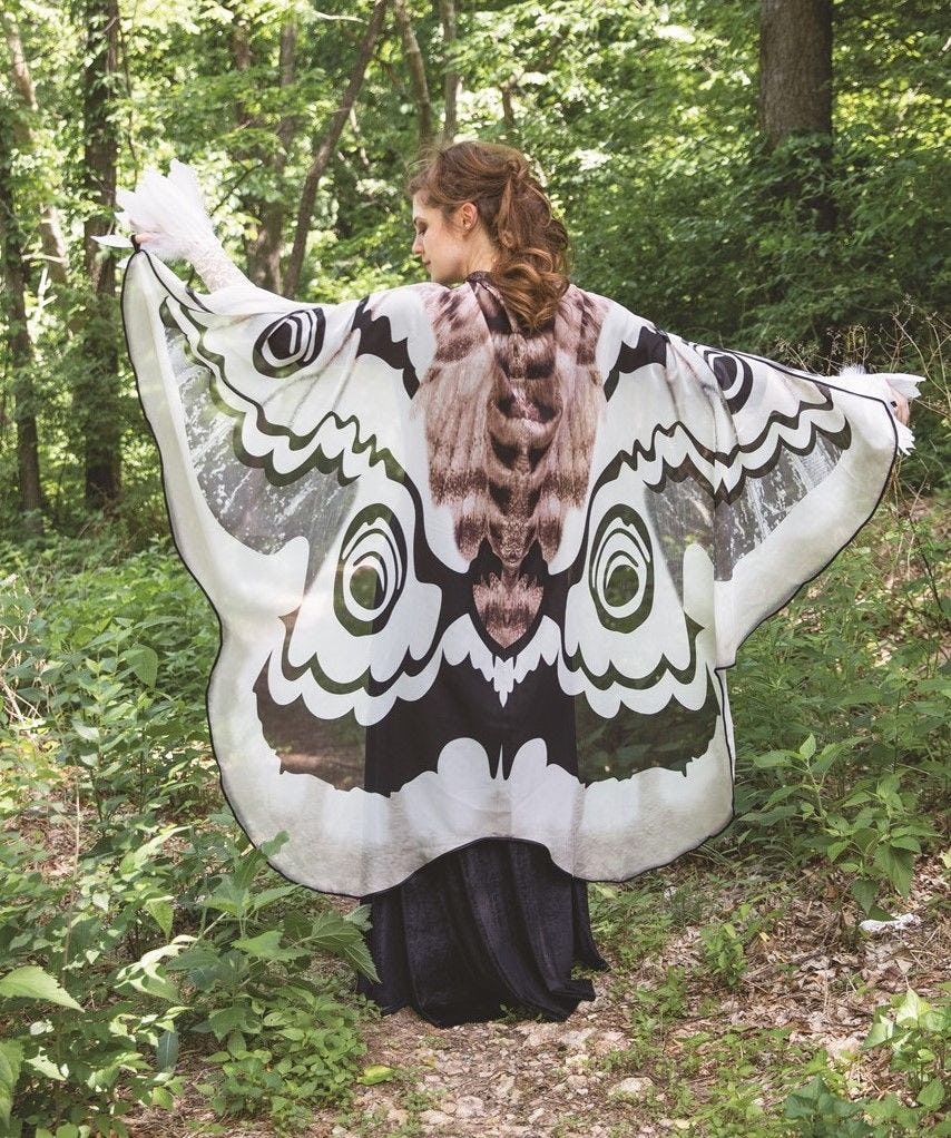 A Moth & Lamp Halloween Couples Costume Idea That Will Really Show The ...