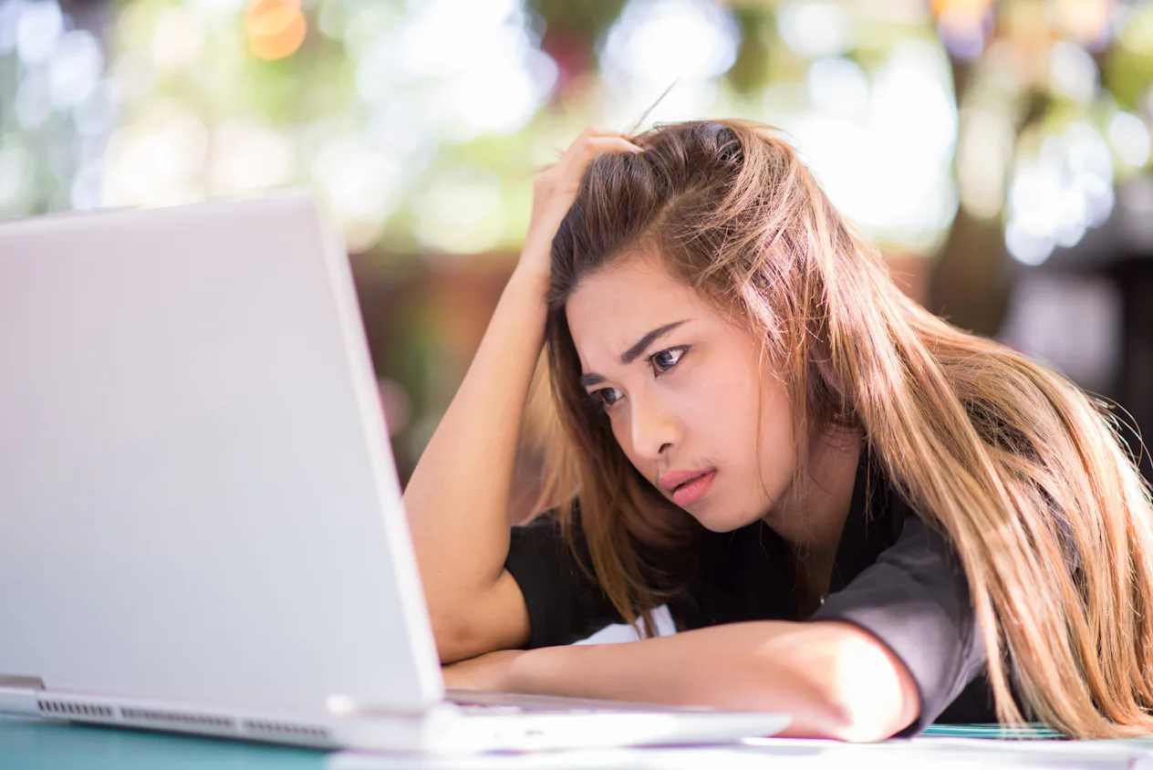 7 Signs Your Bloating Is A Sign Of A Hormone Imbalance