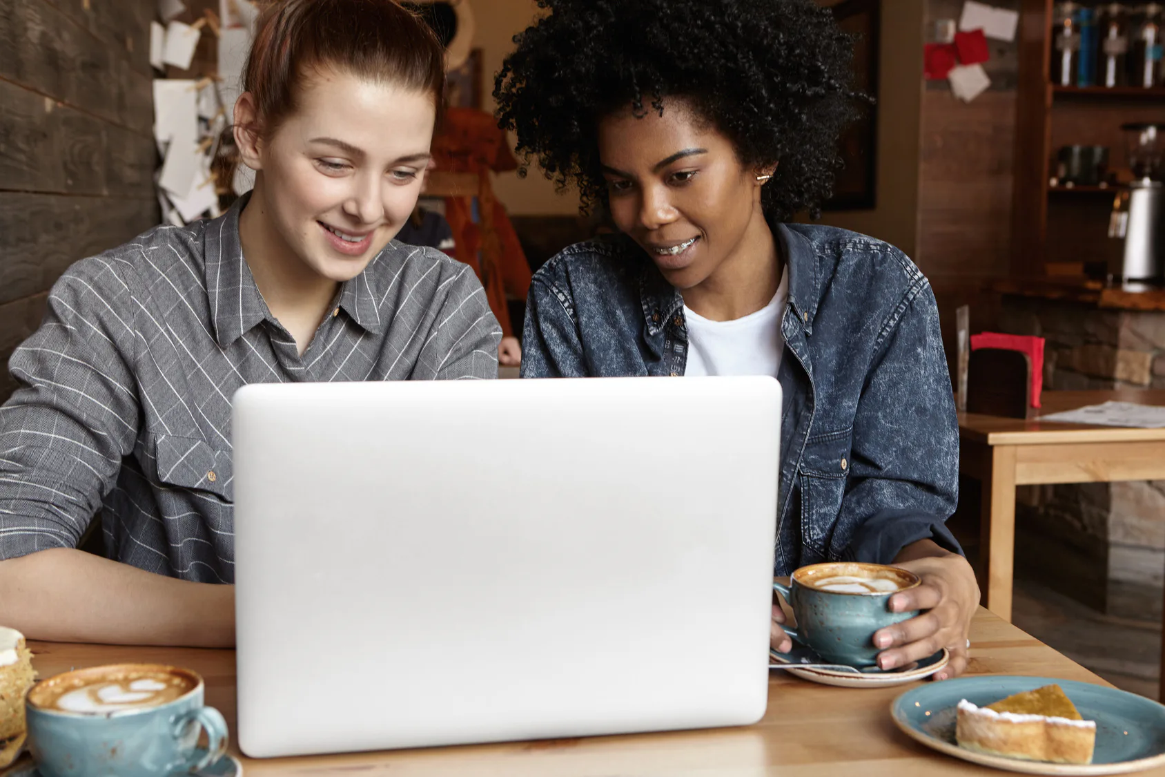 Glassdoor's LGBTQ+ Workplace Guide Is Full Of Advice For Queer Employees