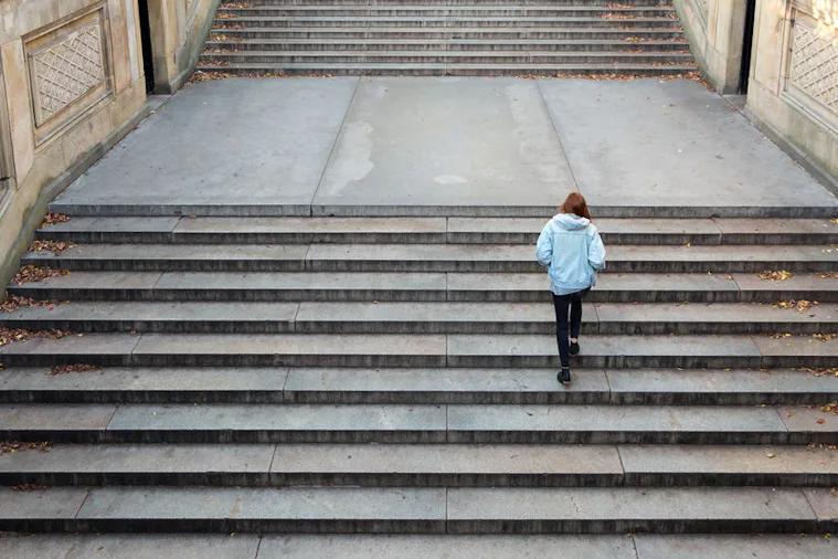 What Is Exercise Snacking? A New Study Says Just A Few Minutes Of Stair ...