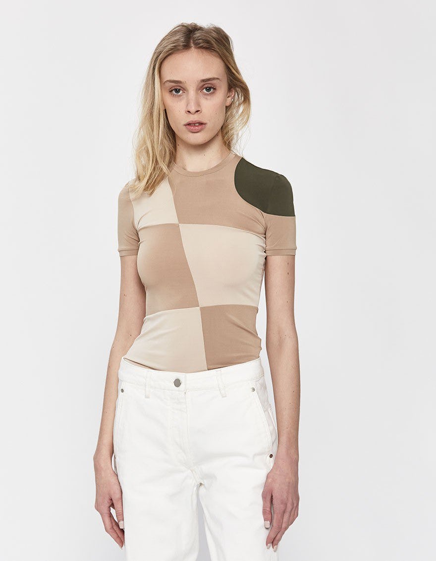 Why 2019's Beige Fashion Trend Is Worth Trying, According To Color Experts