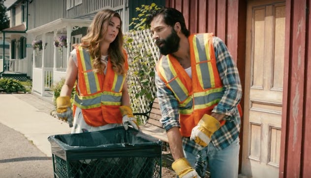 15 Alexis Stories From 'Schitt's Creek' So Wild, You Have To Hear Them ...