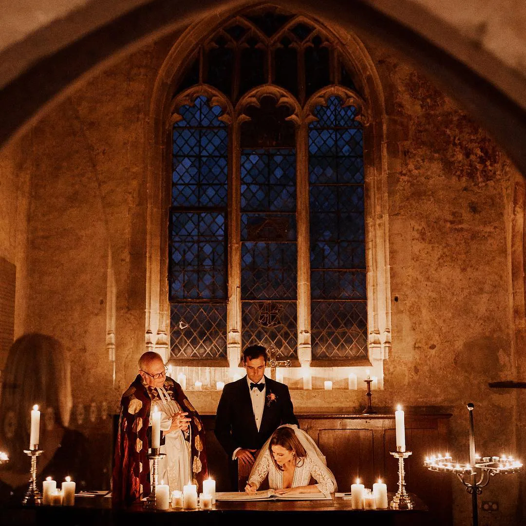 19 Stunning Photos Of Church Weddings That’ll Make Your Jaw Drop