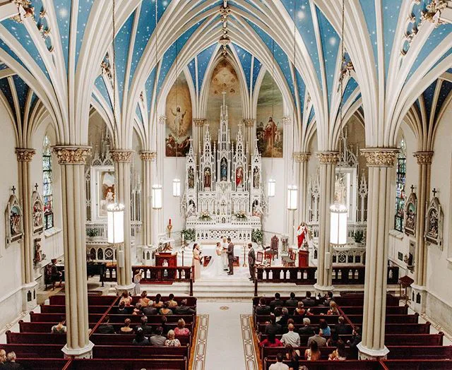 19 Stunning Photos Of Church Weddings That’ll Make Your Jaw Drop