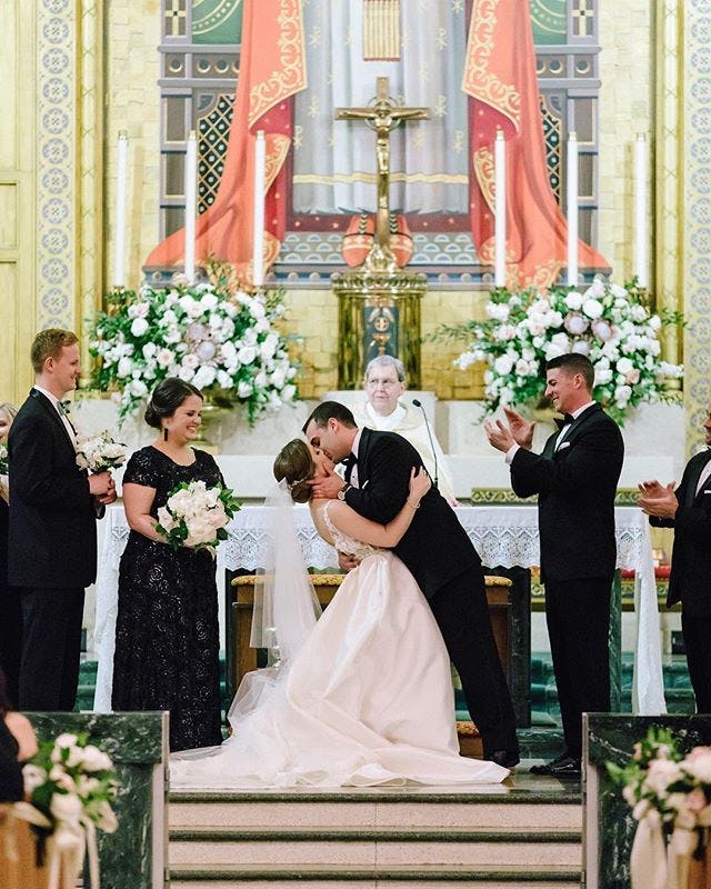 19 Stunning Photos Of Church Weddings That’ll Make Your Jaw Drop