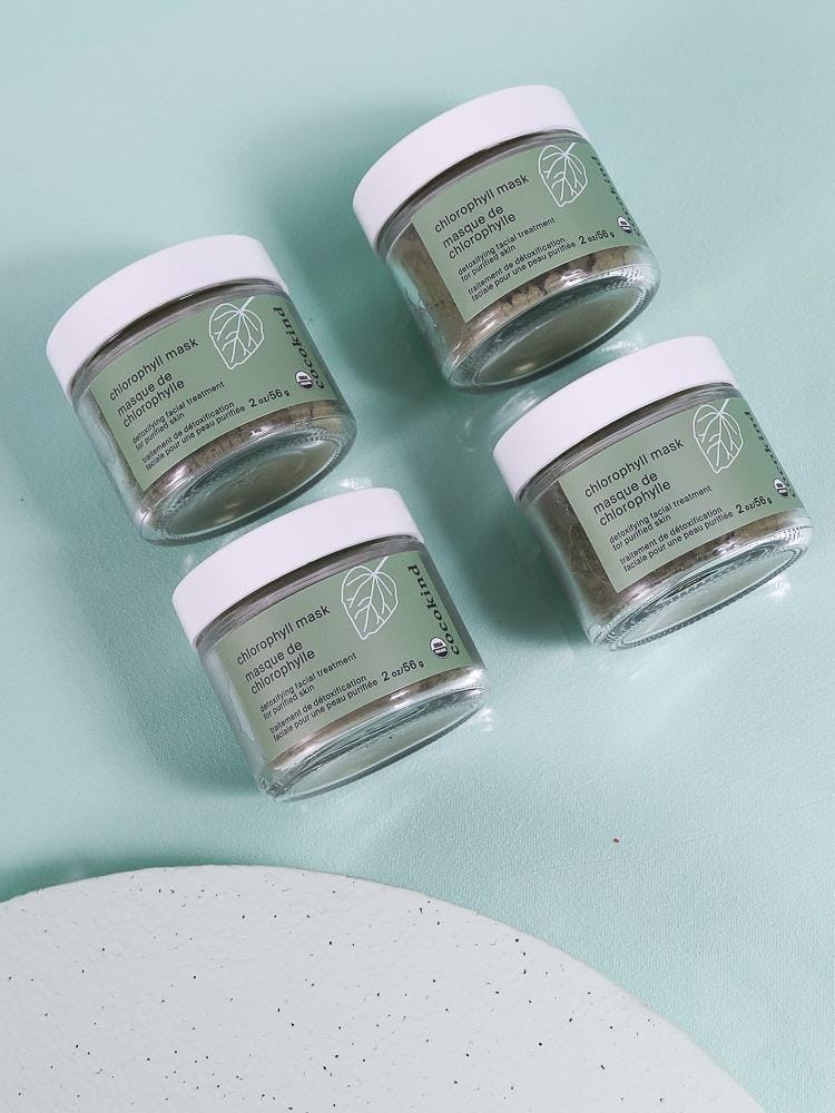 How Chlorophyll For Skin Keeps Your Complexion Clear & Glowing