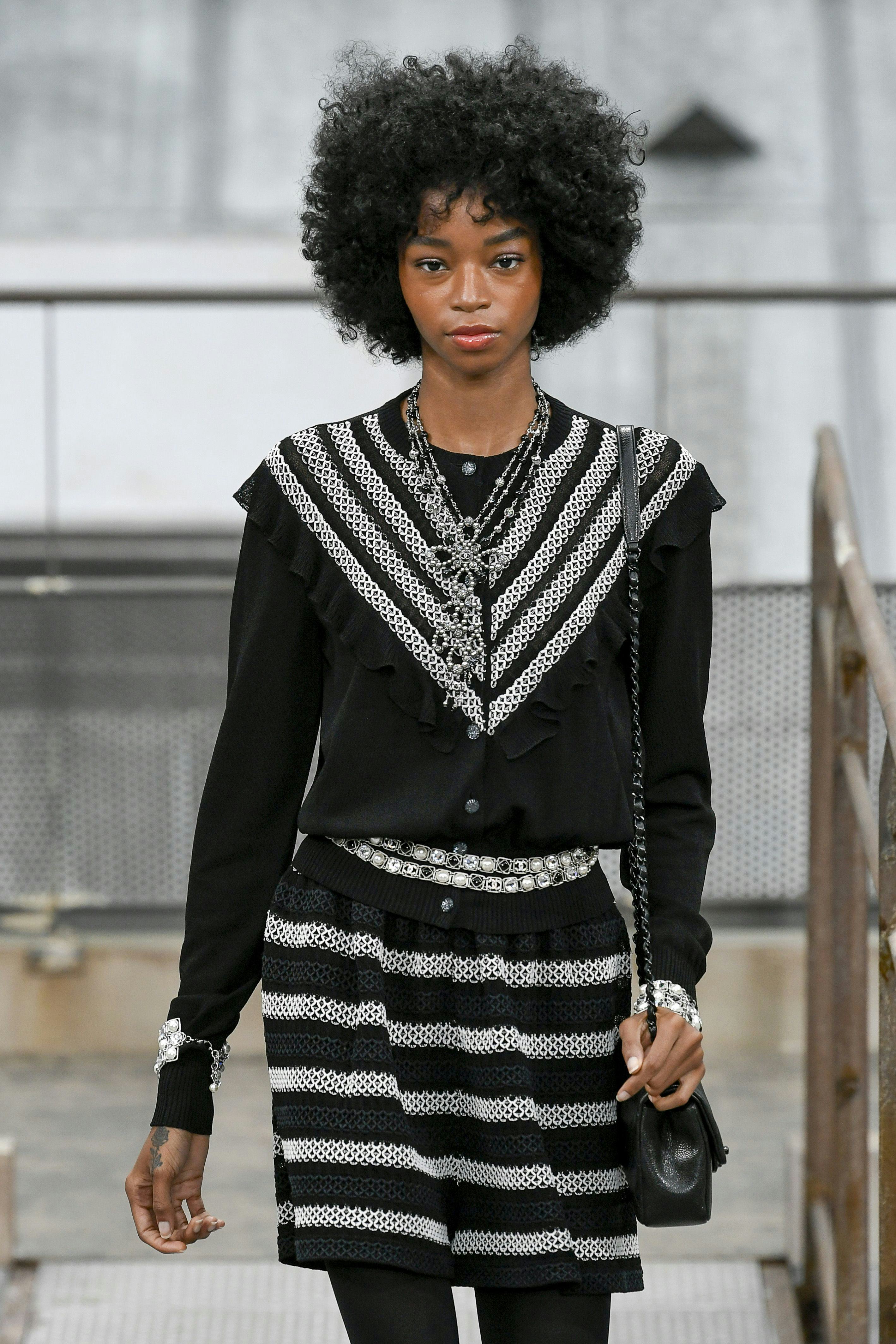 Chanel's Spring/Summer 2020 Beauty Looks Were Fresh-Faced Perfection ...