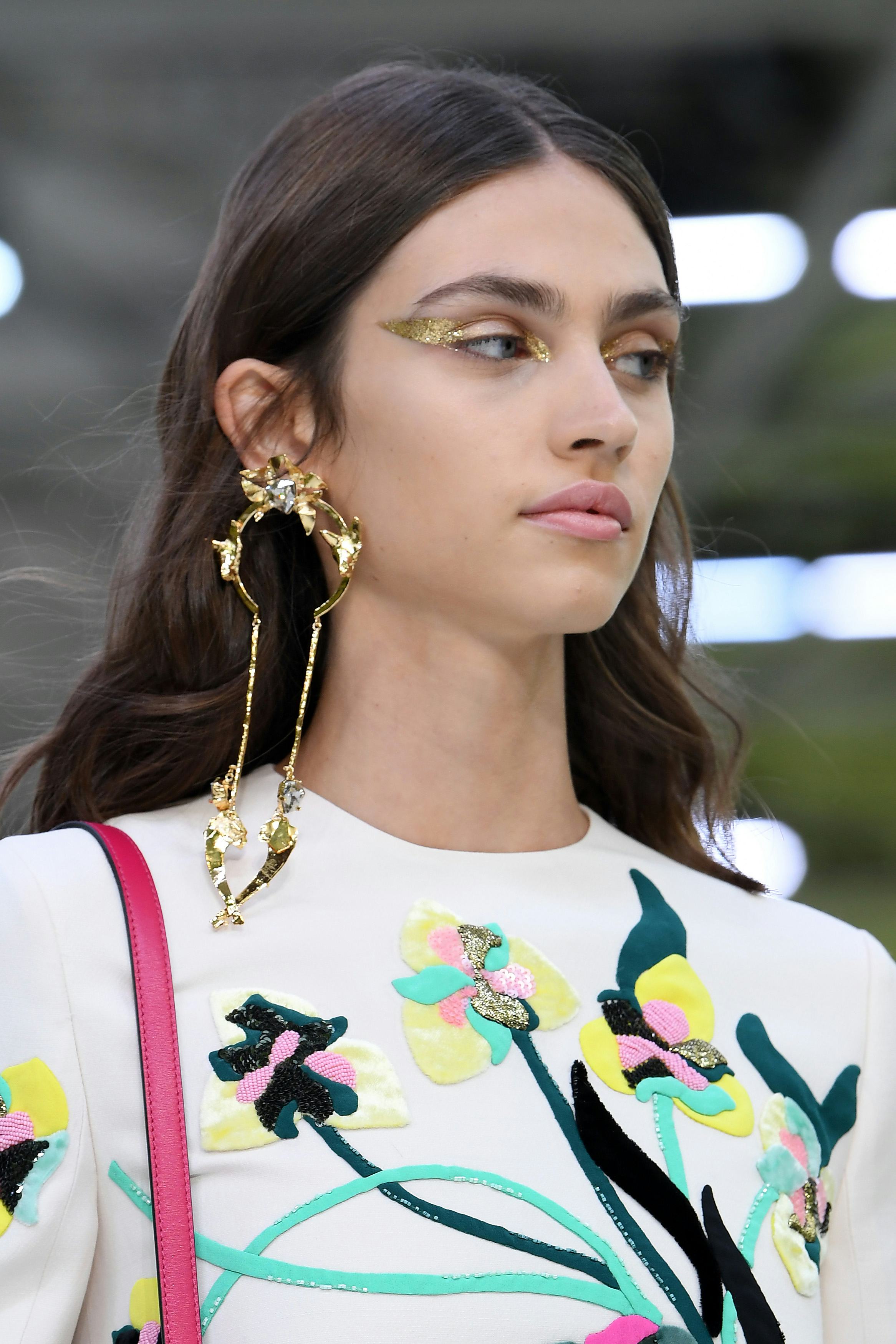 8 Spring 2020 Jewelry Trends From The Runways That You'll Want To Start ...