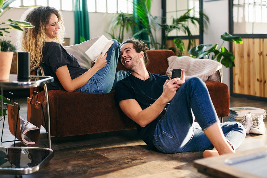 5 Things To Know About Dating An Air Sign That'll Make It A Breeze