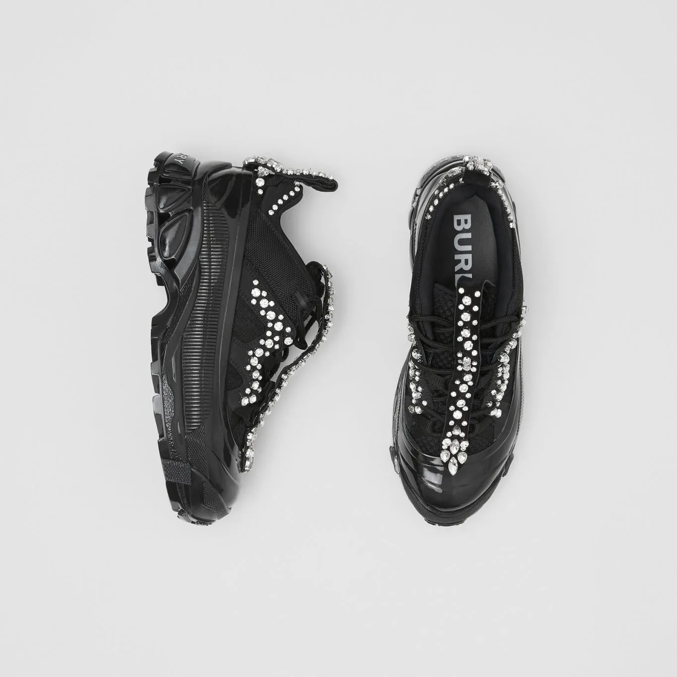 Burberry's Arthur Sneakers From The Fall/Winter 2019 Runway Are ...