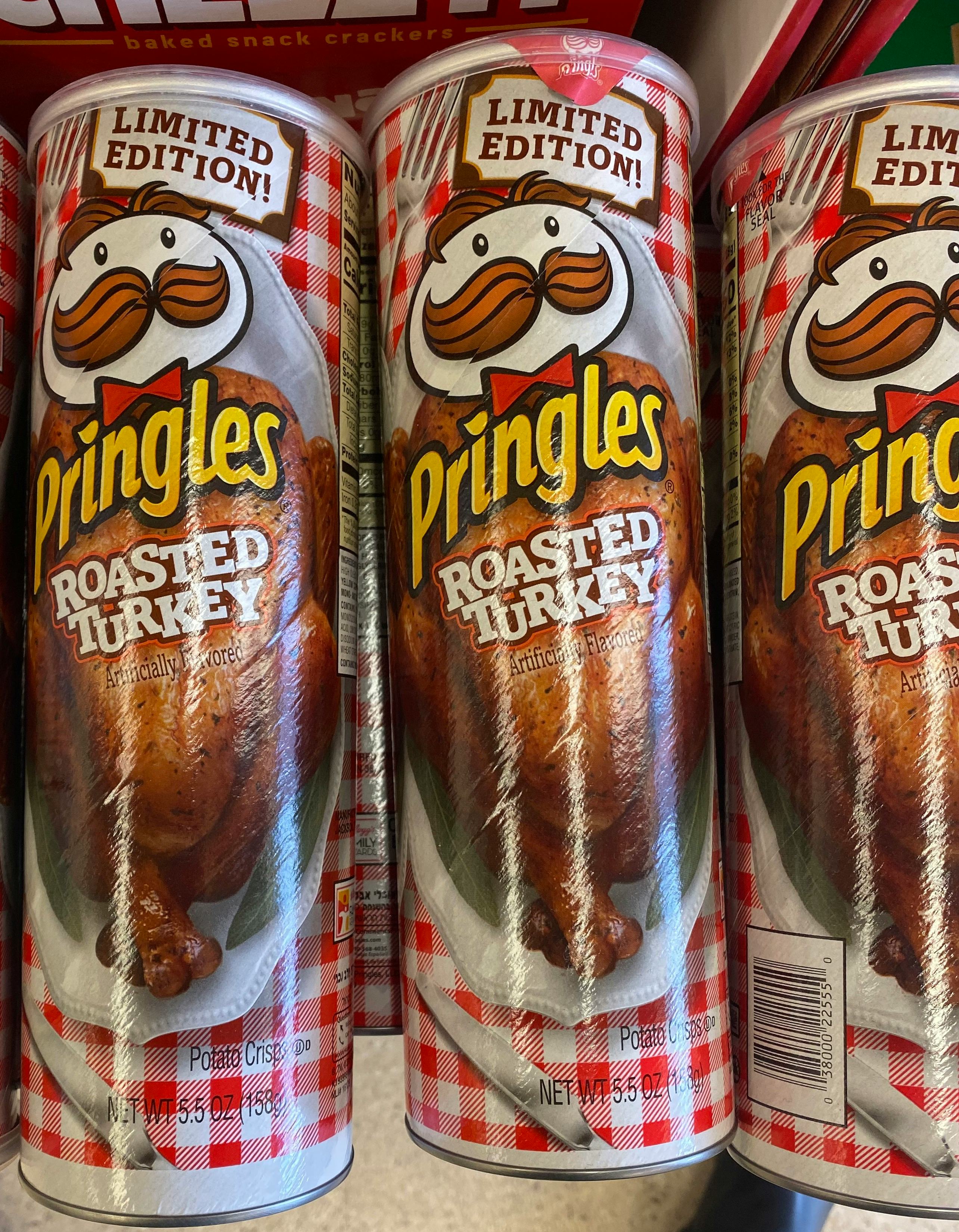 These Roasted Turkey-Flavored Pringles Will Remind You Of Thanksgiving
