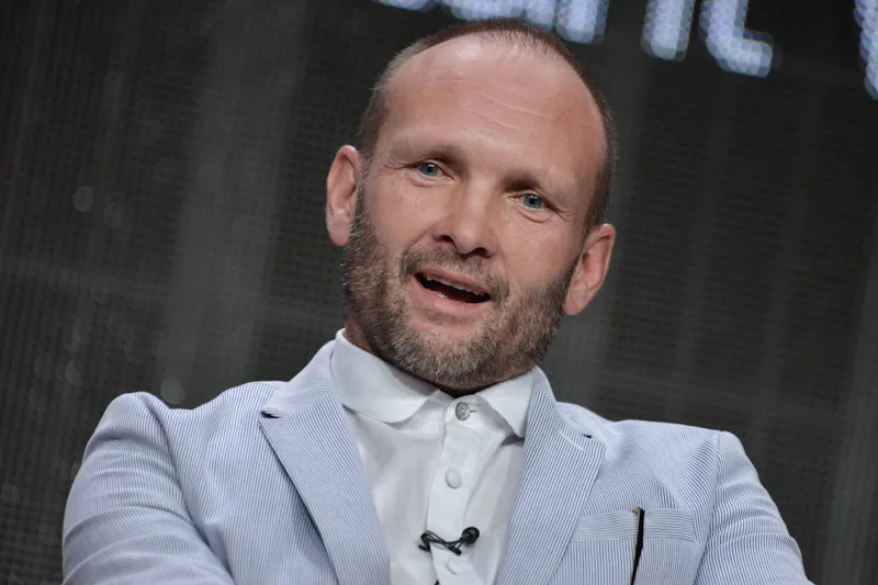 Who Is Andrew Howard? The Actor Behind 'Watchmen's Red Scare Hails From ...