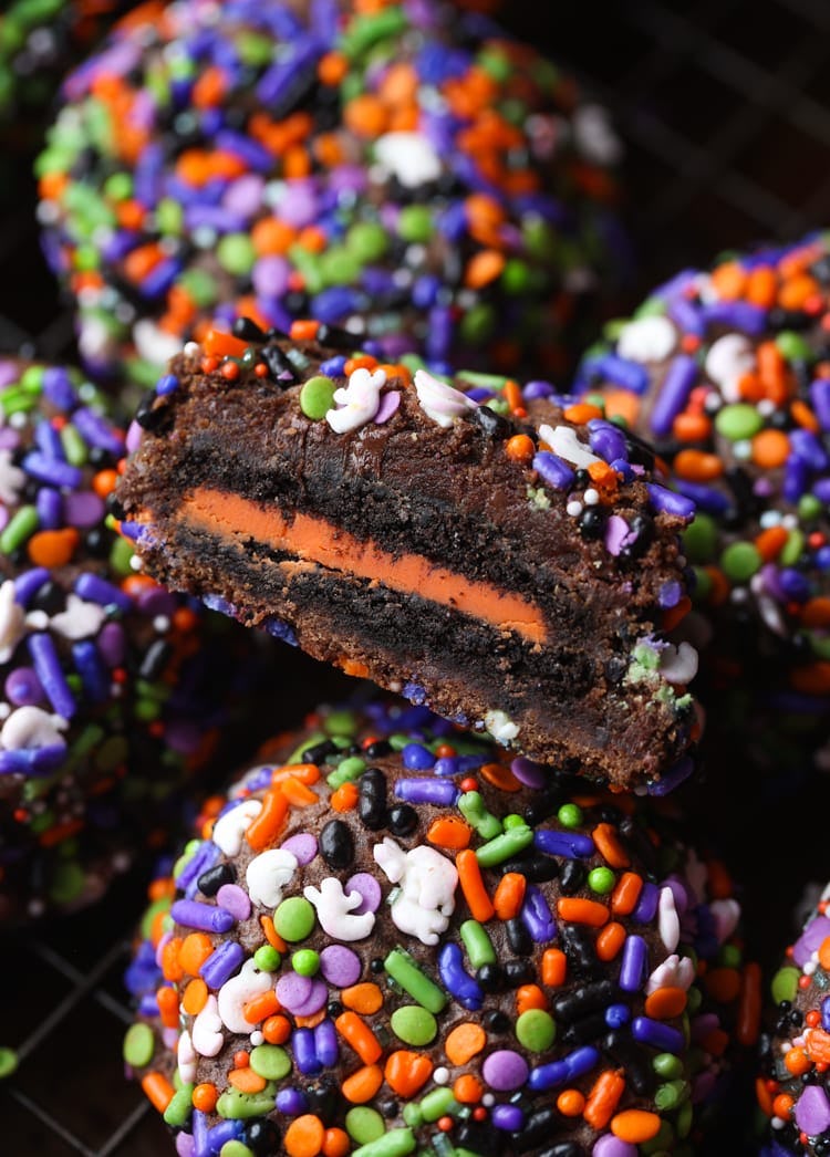 20 Halloween Treats For The Classroom To Impress All The Little Ghouls